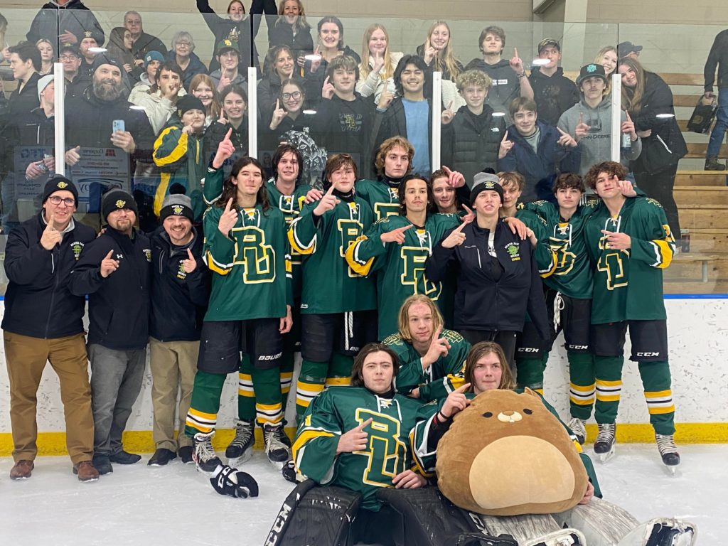 Beaver Dam Boys Hockey Wins Share Of Badger East Crown! | Daily Dodge